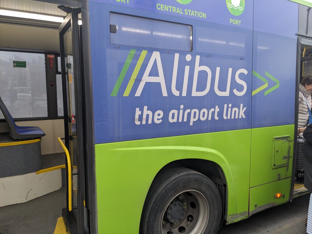 ALIBUS - Updated May 2025 - Piazza dell'Immacolata Vecchia, Napoli ...