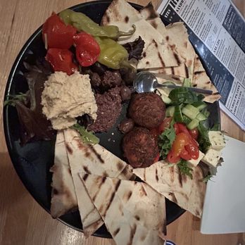 REVOLUTION TAPROOM & GRILL - Updated January 2026 - 313 Photos & 360 ...