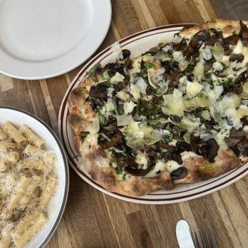 OSTE - Updated July 2024 - 1902 Photos & 972 Reviews - 8142 W 3rd St ...