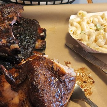 3 LEGGED PIG BBQ - Updated May 2024 - 78 Photos & 125 Reviews - 3415 ...