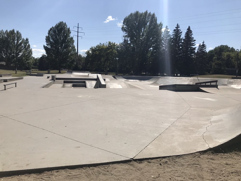 LIONS SKATEPARK - Updated February 2025 - Avenue G South, Saskatoon ...