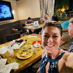 IGGIES OASIS RESTAURANT - Updated December 2025 - 208 Photos & 187 ...