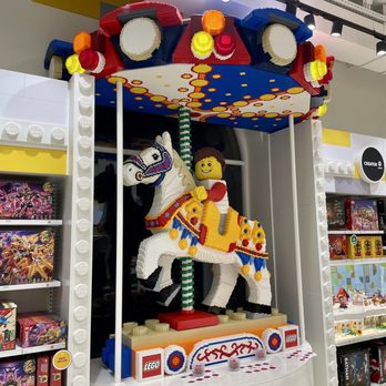LEGO STORE - Updated September 2025 - 137 Photos & 26 Reviews ...
