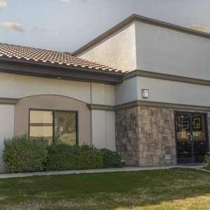 OAK STREET HEALTH - Updated October 2025 - 29 Reviews - 183 W Apache ...