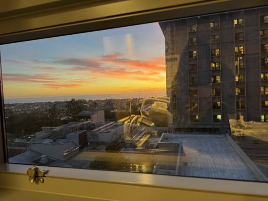 HOAG HOSPITAL - NEWPORT BEACH - Updated December 2025 - 25 Photos & 56 ...