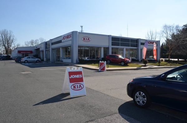 JONES KIA - Updated December 2025 - 11 Photos & 60 Reviews - 2001 ...