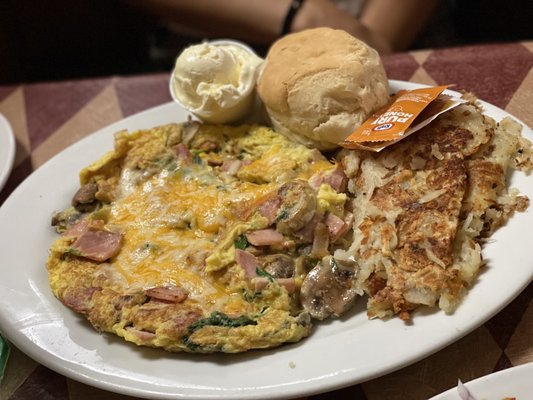 HOMETOWN CAFE - Updated October 2024 - 227 Photos & 298 Reviews - 9251 ...