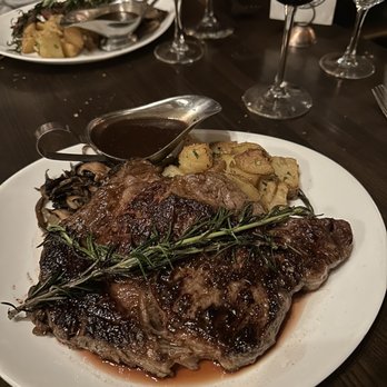 BACCHUS BISTRO & WINE BAR - Updated July 2025 - 647 Photos & 595 ...