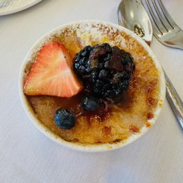 THE HEADLINERS CLUB - Updated December 2025 - 65 Photos & 18 Reviews ...