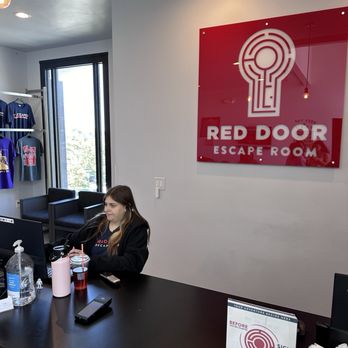 RED DOOR ESCAPE ROOM - Updated November 2024 - 184 Photos & 274 Reviews ...
