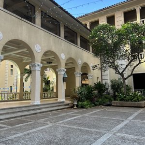 CAFÉ JULIA HAWAII - 979 Photos & 331 Reviews - 1040 Richards St ...