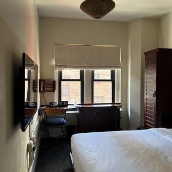 FREEHAND CHICAGO - Updated June 2025 - 390 Photos & 350 Reviews - 19 ...