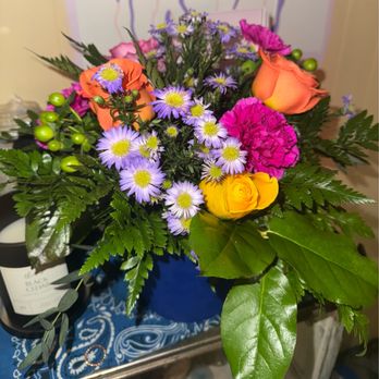 RUTH’S ROSES - Updated December 2024 - 54 Photos & 100 Reviews - 848 N ...