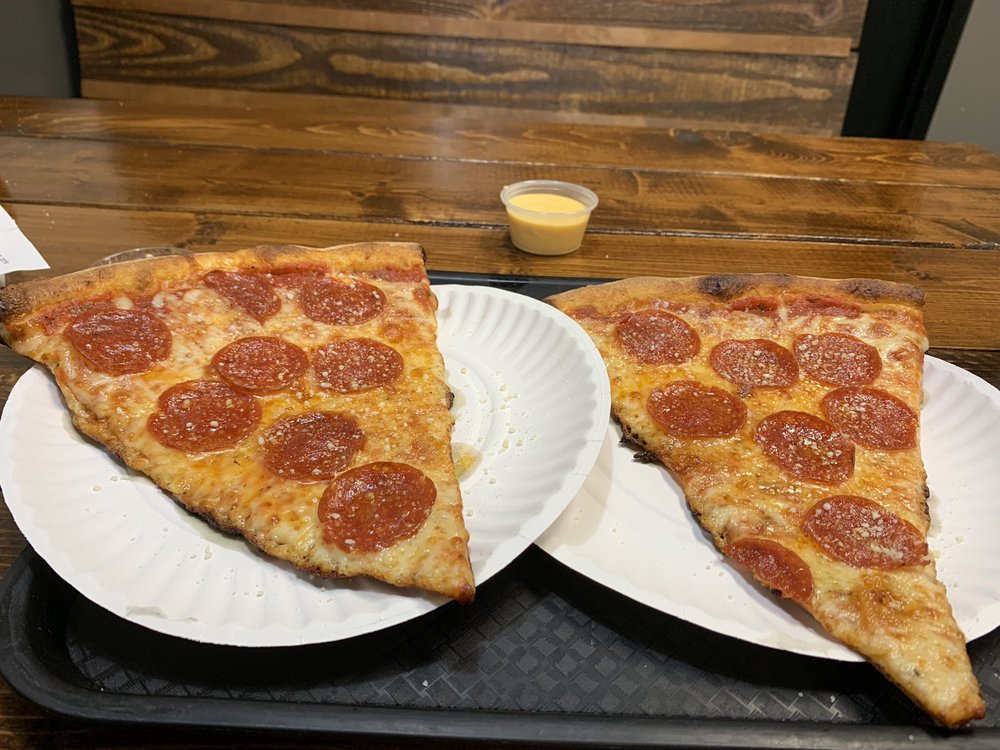 MANHATTAN PIZZERIA - 98 Photos & 106 Reviews - 6225 W 56th St ...