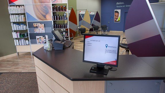 GREAT CLIPS - Updated June 2026 - 10 Photos & 11 Reviews - 260 W Holt ...