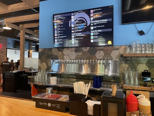 LUDLAM ISLAND BREWERY - Updated October 2024 - 76 Photos & 53 Reviews ...