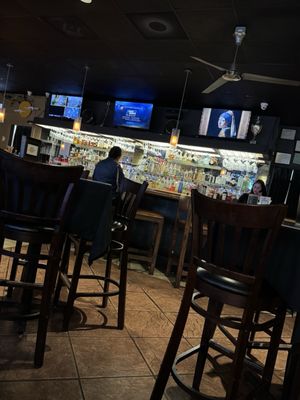 PACIFIC MOON BAR AND GRILL - Updated September 2025 - 169 Photos & 219 ...