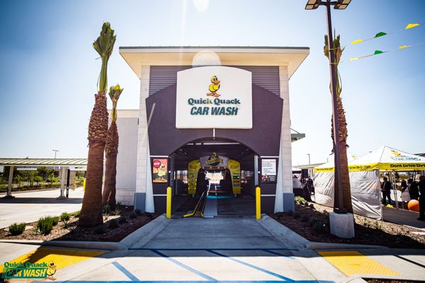 QUICK QUACK CAR WASH - Updated December 2025 - 317 Photos & 833 Reviews ...