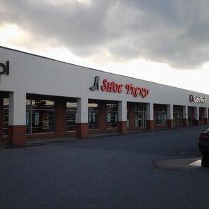 STOUT’S FOOTWEAR - 56 Photos & 57 Reviews - 318 Massachusetts Ave ...