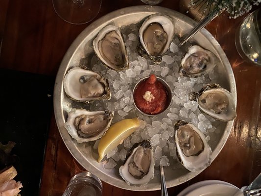 THE ALBANY ALE & OYSTER - Updated July 2024 - 531 Photos & 447 Reviews ...