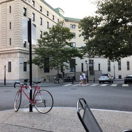 THE FASTNET PUB - Updated June 2025 - 104 Photos & 229 Reviews - 1 ...