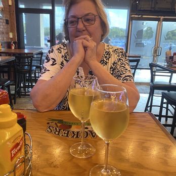 SLACKERS BAR & GRILL - Updated September 2025 - 292 Photos & 321 ...