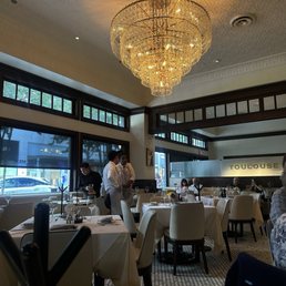 TOULOUSE CAFÉ AND BAR - Updated July 2025 - 1156 Photos & 613 Reviews ...