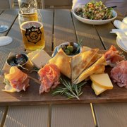 THE GUILD WARREN - 37 Photos & 18 Reviews - Brewpubs - 99 Water St ...