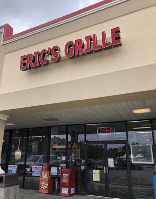 ERIC’S GRILLE - 37 Photos & 83 Reviews - 1671 N Howe St, Southport ...