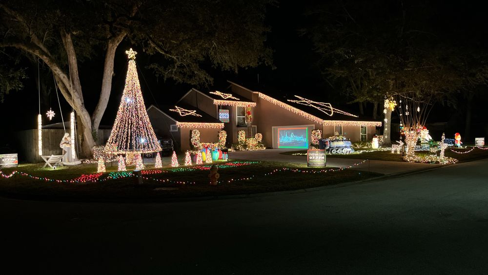 WOLFRAM LIGHTS - Updated July 2024 - 1423 Rivergate Dr, Jacksonville ...