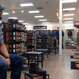 Work World Reviews | Read Customer Service Reviews of workworld.com