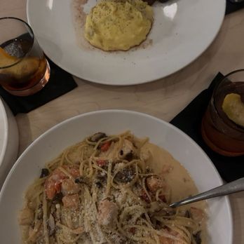 DARFONS RESTAURANT & LOUNGE - Updated September 2025 - 874 Photos ...