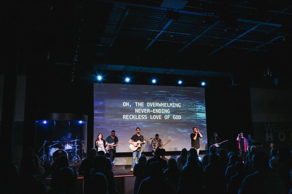 LIFE CHURCH - WILMINGTON - 14 Photos - 5216 Oleander Dr, Wilmington ...