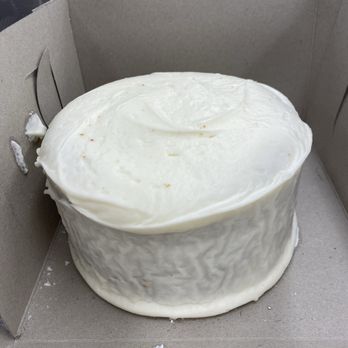 LLOYD’S CARROT CAKE - Updated October 2025 - 199 Photos & 259 Reviews ...