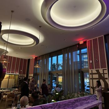 MARCUS DC - Updated August 2025 - 90 Photos & 23 Reviews - 222 M St NE ...