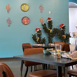 NACHO PADRES - Updated December 2025 - 226 Photos & 100 Reviews - 2121 ...