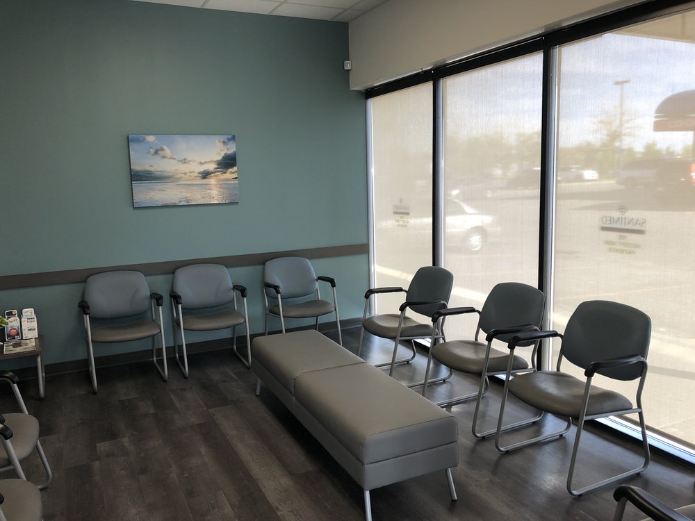 SANTIMED FAMILY & WALK-IN CLINIC - Updated December 2025 - 16 Photos ...