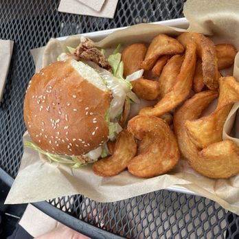 THE FILLING STATION - Updated December 2025 - 297 Photos & 377 Reviews ...