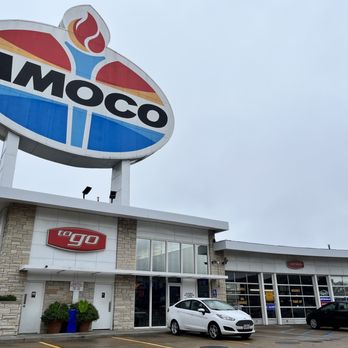 AMOCO - Updated July 2025 - 32 Photos & 37 Reviews - 981 S Skinker Blvd ...