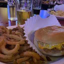 THE TAV - Updated December 2025 - 92 Photos & 195 Reviews - 117 W 4th ...