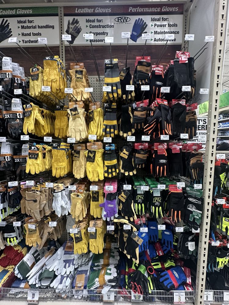 MENARDS - Updated January 2026 - 11 Photos & 22 Reviews - 1357 Capitol ...