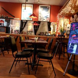 FLYING ROLL - Updated December 2025 - 607 Photos & 371 Reviews - 3312 ...