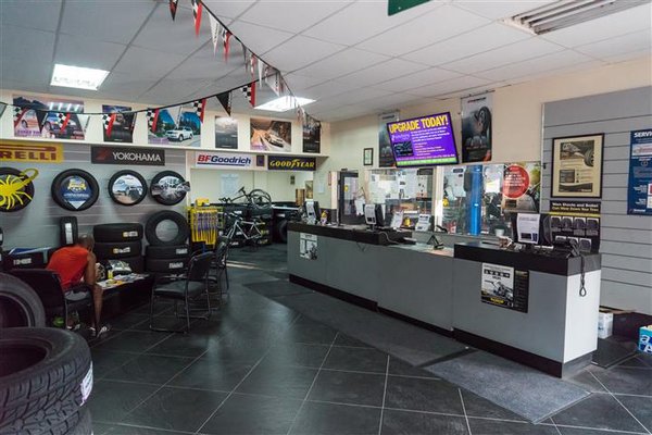 EVANS TIRE - Updated January 2026 - 74 Photos & 771 Reviews - 1569 1st ...