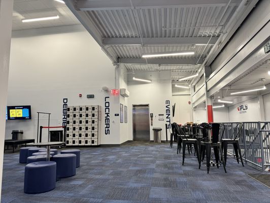 IFLY INDOOR SKYDIVING - EDISON - Updated December 2025 - 11 Photos ...