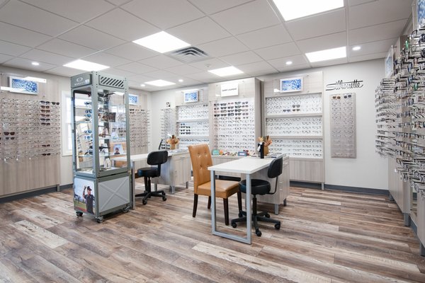 VILLAGE EYE ASSOCIATES - Updated March 2026 - 17 Village Sq, Chelmsford ...