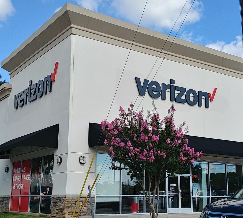 VERIZON - Updated October 2025 - 6874 S Broadway Ave, Tyler, Texas ...