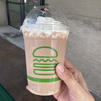 SHAKE SHACK BREA - Updated October 2025 - 238 Photos & 139 Reviews ...
