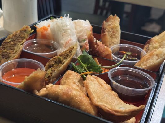 NOODLE - Updated December 2025 - 414 Photos & 363 Reviews - 3693 Main ...