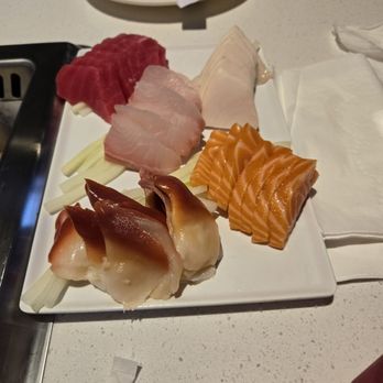 UPIN HOT POT - Updated January 2025 - 67 Photos & 22 Reviews - 8000 ...