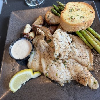 CLUB ONE - Updated December 2024 - 23 Photos - 1 Country Club Dr ...